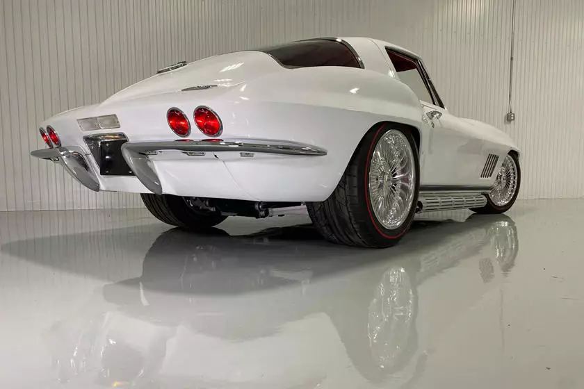 1967 C2 Corvette Is Restomodding ଠିକ୍ ହୋଇଛି | 38476_3