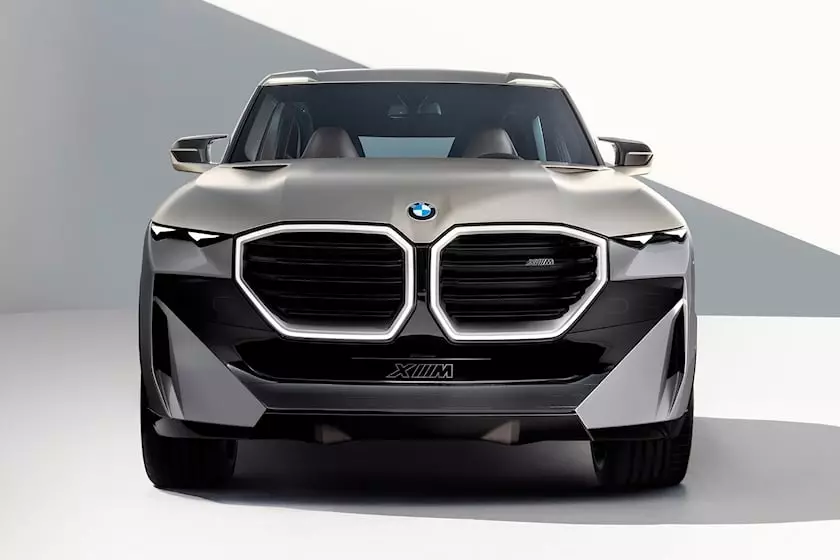 BMW konsept XM uchun faqat bitta dvigatel hisoblangan 38604_1