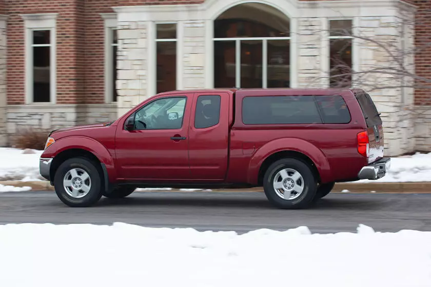 Nissan Frontier beviser, at den er hårdere end enhver Toyota Tacoma 38688_2