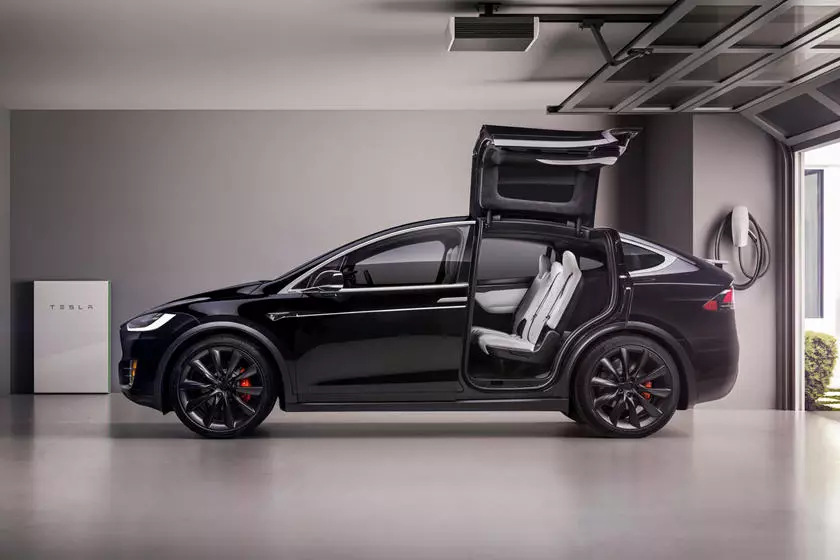 2016-2020 Tesla Model X გვერდითი ხედი