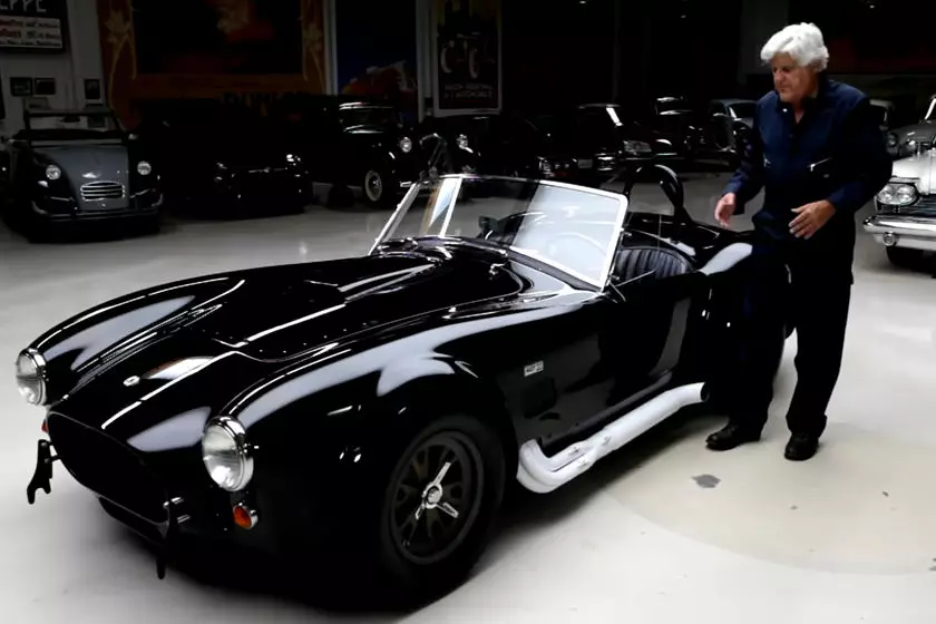 Jay Leno Nylametake Shelby Cobra Langka Saka Kebakaran California 38885_1