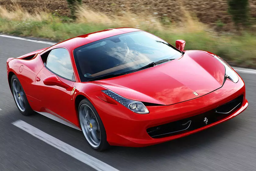 Bude Littattafan Bincike naku Saboda Manual Ferrari 458 Yana Zuwa 39129_1