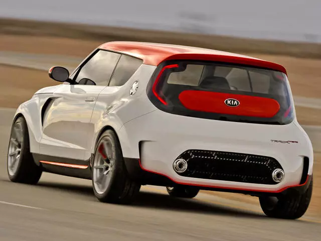 Chicago 2012: 250hp Kia Track'ster Concept Makes its debut 39271_2
