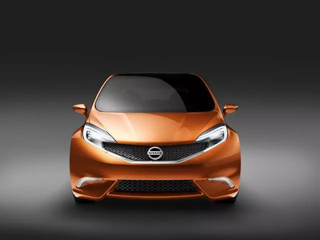 Nissan Invitation Concept Rolling Towards Geneva 39285_1