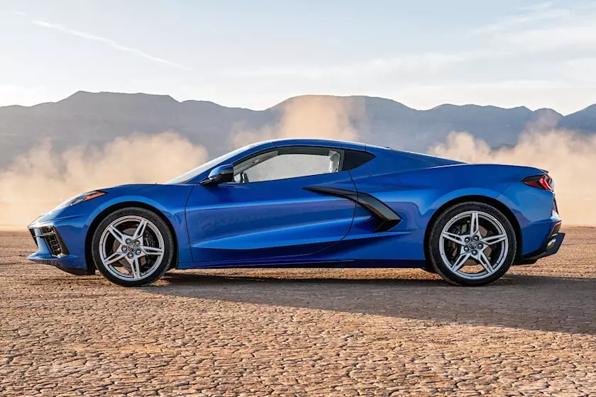 2020-2022 Chevrolet Corvette C8 կողային տեսք