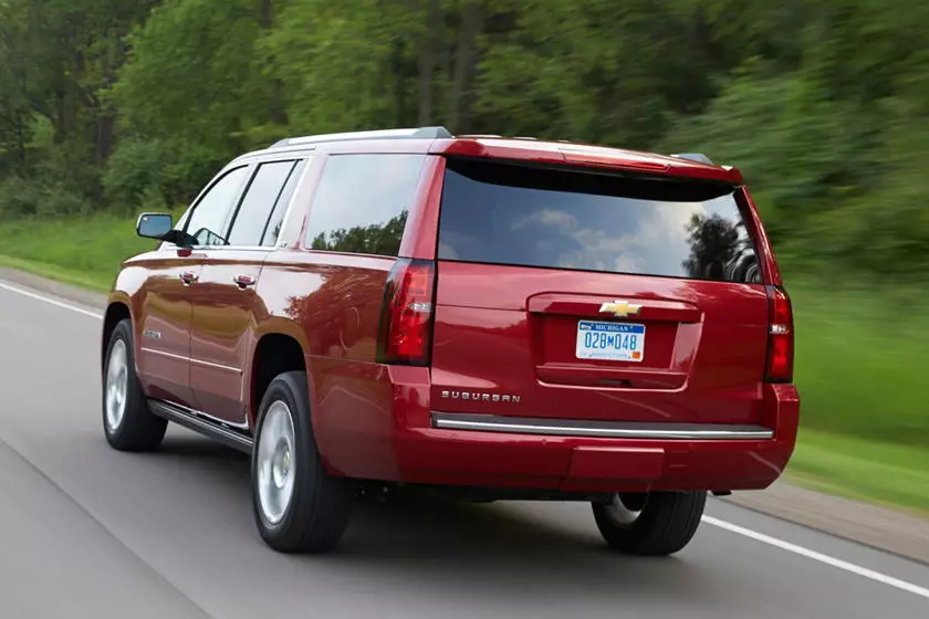 2015-2020 Chevrolet Suburban Rear View Pagmaneho