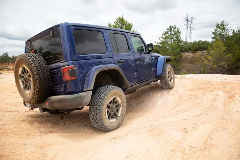 2018-2020 Jeep Wrangler rajoittamaton näkymä taakse