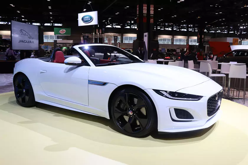 Sehen Sie, wie der Jaguar F-Type einen Weltrekord bricht 39892_2