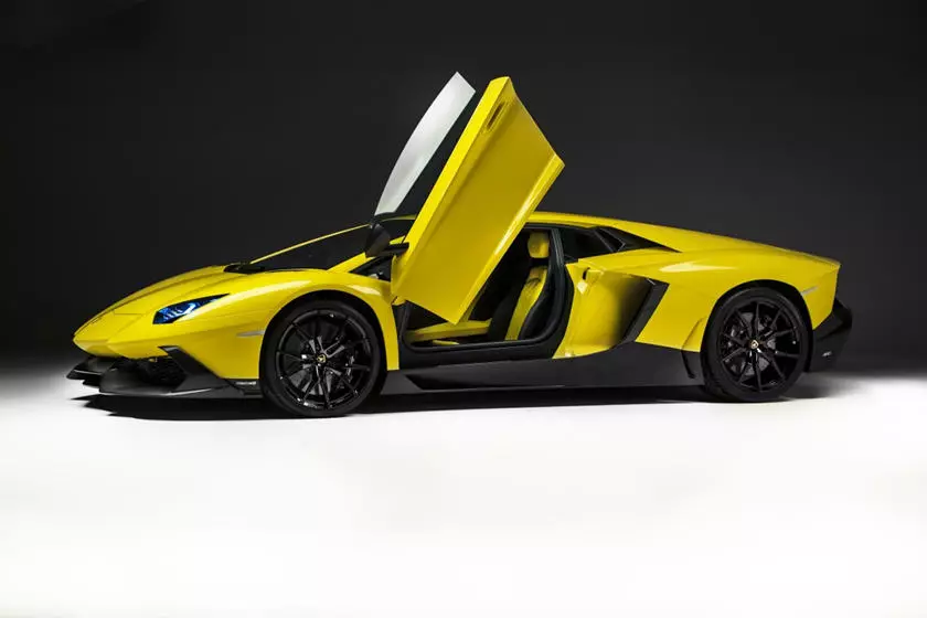 Бидний өмчлөх дуртай 10 ховор Lamborghini загвар 39955_15