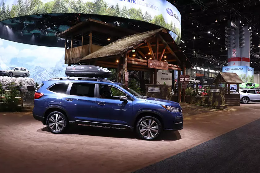 Subaru apporte des classiques et des chiots au salon de l'auto de Chicago 39973_2