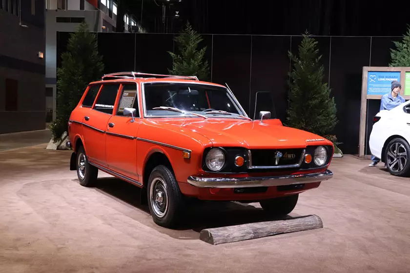 Subaru apporte des classiques et des chiots au salon de l'auto de Chicago 39973_5