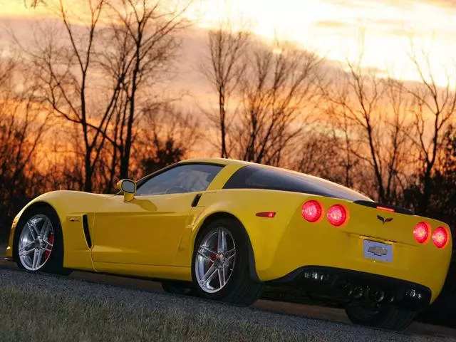 ผู้ซื้อ Corvette รายนี้ถูกผู้ค้าปลอมหลอกลวง 40050_2