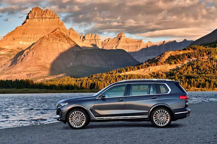 2020-2021 BMW X7 సైడ్ వ్యూ