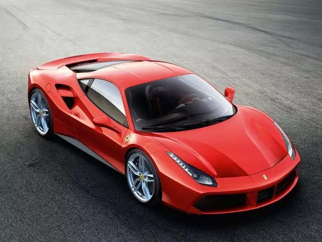 Turboahtimen aikakausi on alkanut: Ferrari 458 Italia Vs. 488 GTB 40103_1