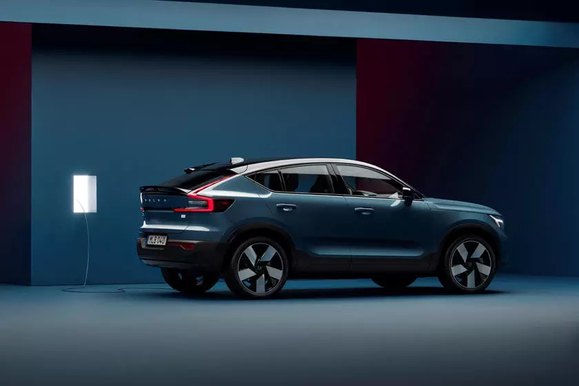 2022 Volvo C40 เติมพลังก่อนดูรีวิว: กลุ่ม EV ใหม่ถือกำเนิดขึ้น 40140_21