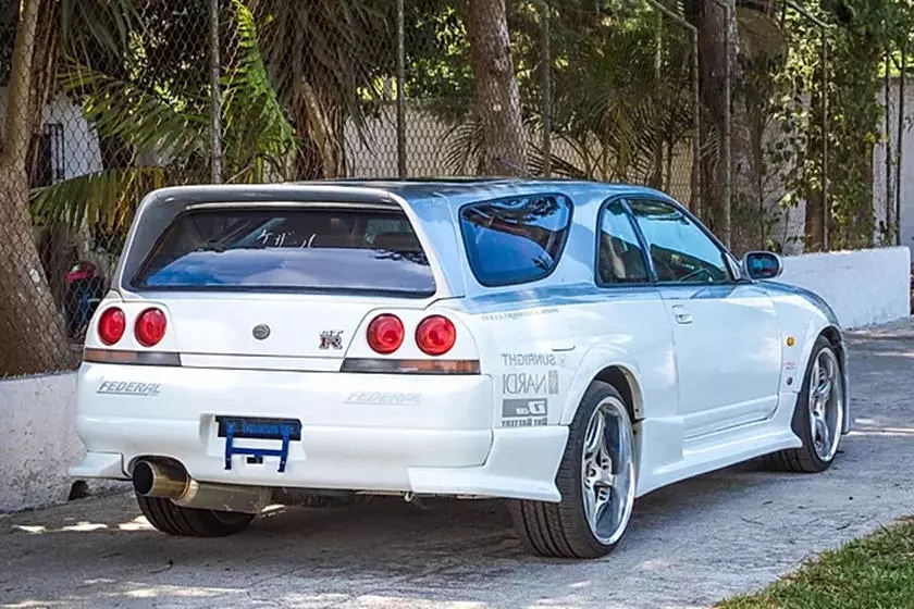 Khiến mọi người phải ghen tị với Nissan Skyline GT-R Wagon này 40158_3