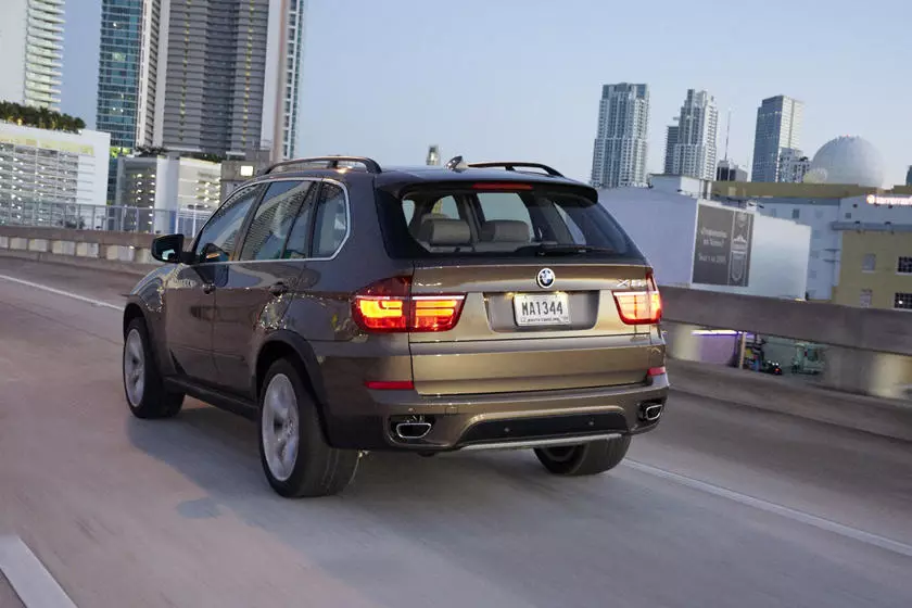 2011-2013 BMW X5 የኋላ እይታ መንዳት