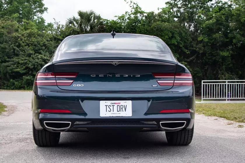 2020-2021 Genesis G90 Rear View