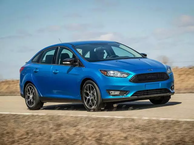 Ford está listo para gastar miles de millones en Tesla y otros fabricantes de automóviles ecológicos 40322_1