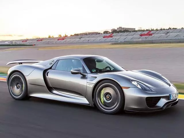 කටකතා: මැන්සෝරි ෆ්‍රැන්ක්ෆර්ට් හි සුසර කළ Porsche 918 Spyder එළිදක්වයි 40453_1