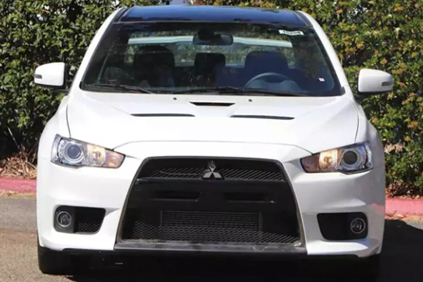 Mitsubishi Evo Finaj Eldonoj Kostas Pli ol $ 100K Ĉe Koncesio Subaru 40571_4