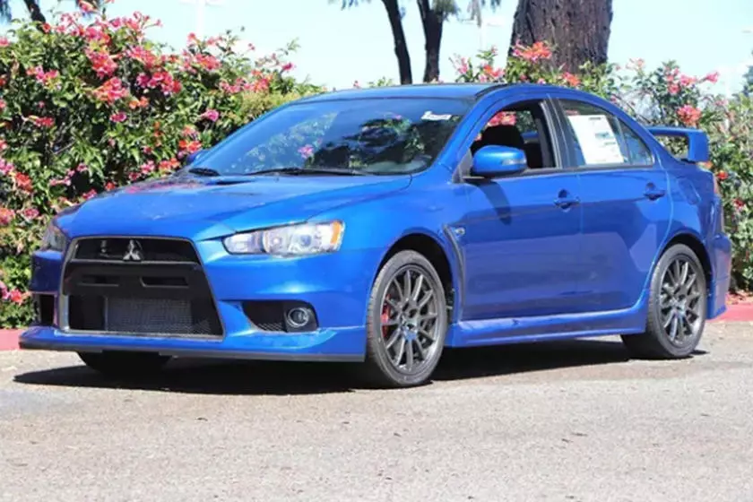 Mitsubishi Evo Finaj Eldonoj Kostas Pli ol $ 100K Ĉe Koncesio Subaru 40571_9