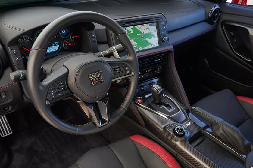 2020-2021 Nissan GT-R Dashboard