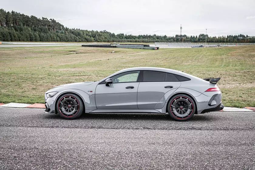 Brabus converteix el Mercedes-AMG GT63 S en un míssil de 900 CV 40797_13