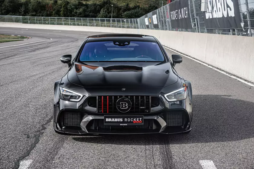 Ginawang 900-HP Missile ng Brabus ang Mercedes-AMG GT63 S 40797_5