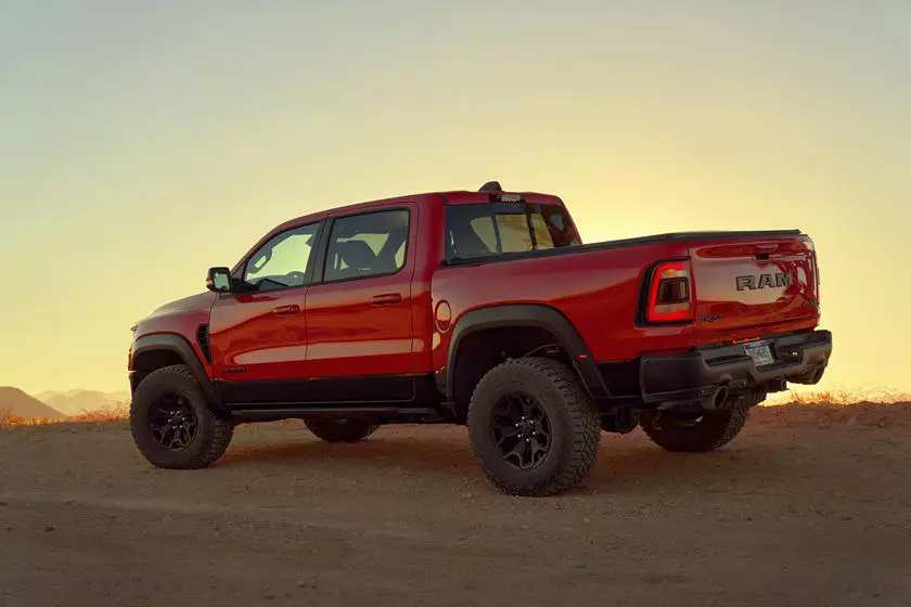 2021-2022 Ram 1500 TRX පැති දසුන