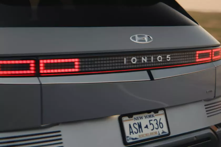 Hyundai Ioniq 5 په نوي سپایډر مین فلم کې ځانګړې بڼه غوره کوي 41036_5
