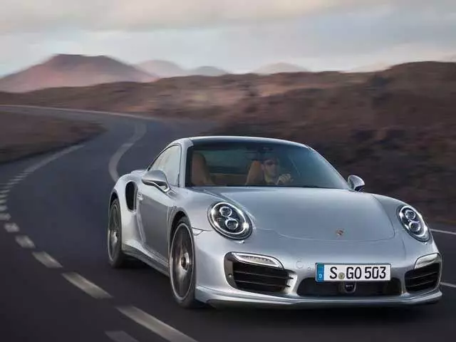 Vzdáva Porsche Vojnu o koňských silách konkurencii? 41074_3