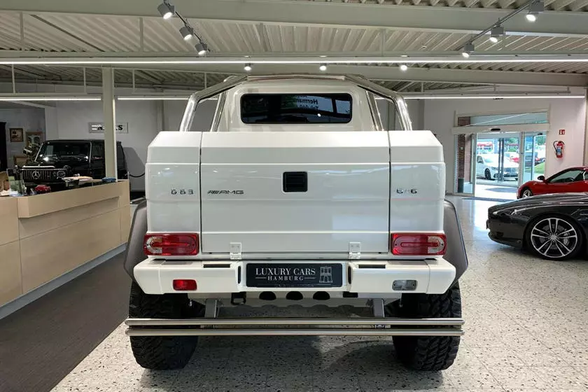 Ku burburi gaariga deriskaaga ee Mercedes G63 AMG 6x6 41086_10