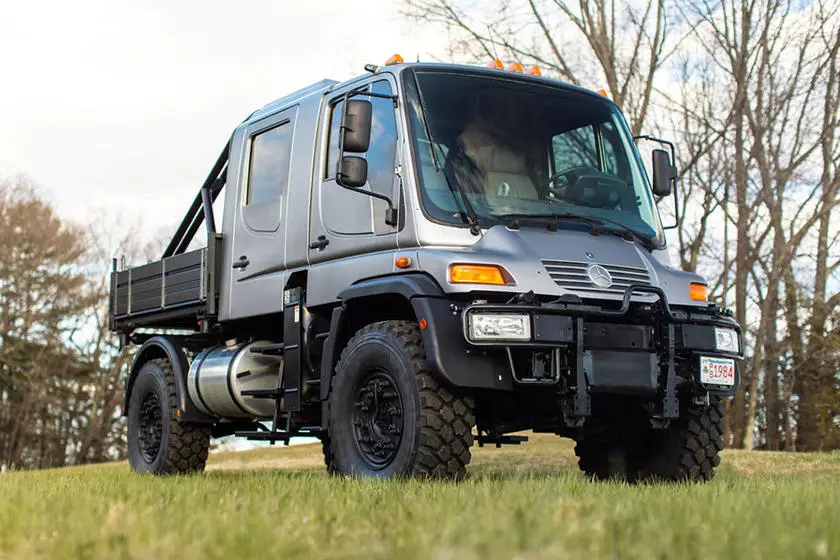 Ky Mercedes Unimog amerikan ka një çmim të çmendur 41287_1