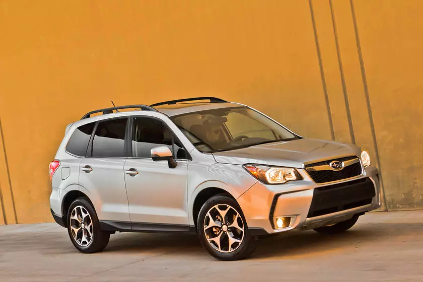 2014-2016 Subaru Forester Three Quarter Front Right Side View