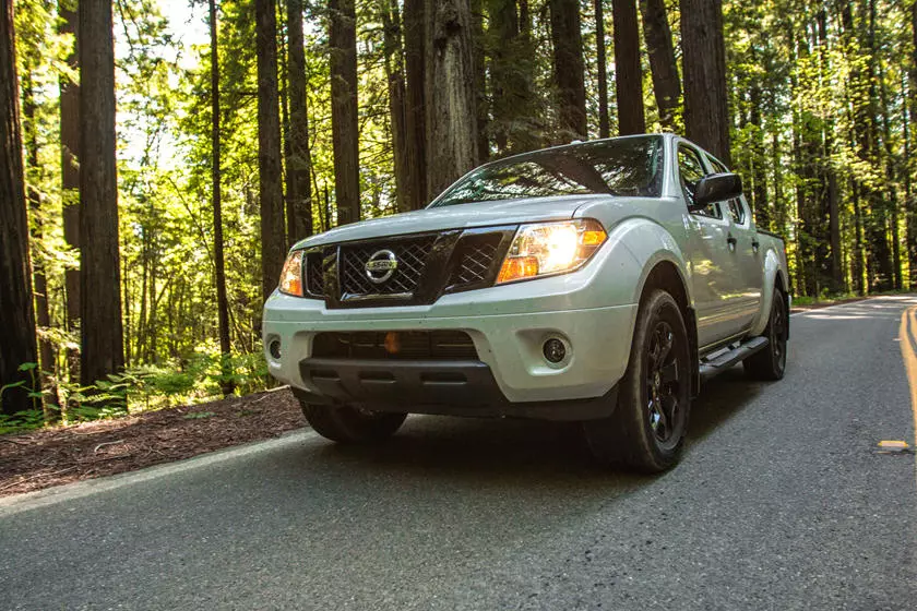 2012-2020 Nissan Frontier Góc nhìn từ phía trước