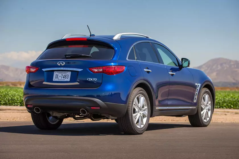 2014-2017 Infiniti QX70 Rear Angle View