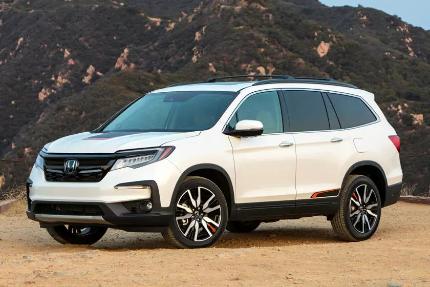 Pogled od spredaj Honda Pilot 2019-2021