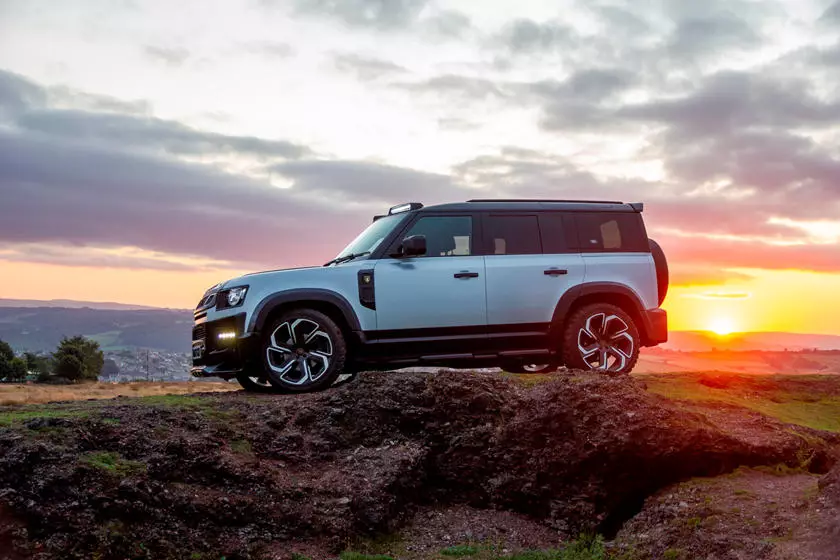 Land Rover Defender атрымлівае пагрозлівы макіяж 41771_5