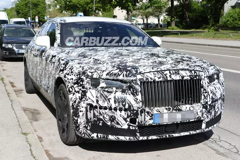 Awirek Pêşîn Di hundurê Rolls-Royce Ghost-a Nû de Binihêrin 41798_3