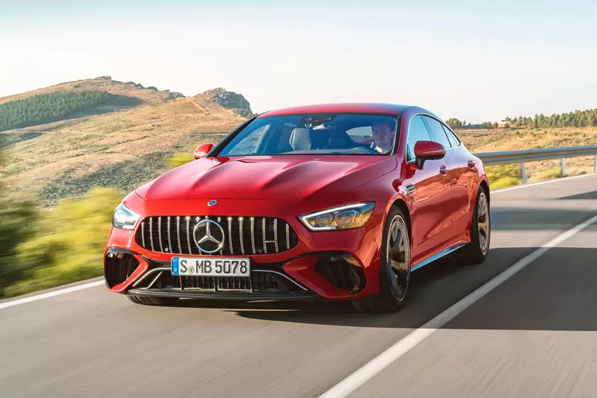 2023 Mercedes-AMG GT 63 S E Prestasie storm in met 843 geëlektrifiseerde perde 41903_1