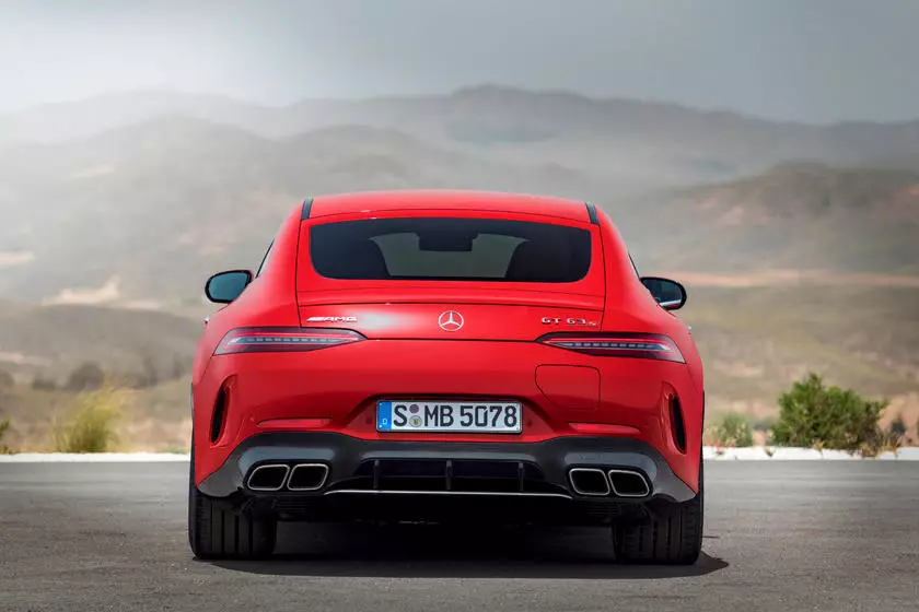 2023 Mercedes-AMG GT 63 S E פאָרשטעלונג סטאָרמז מיט 843 ילעקטראַפייד פערד 41903_10