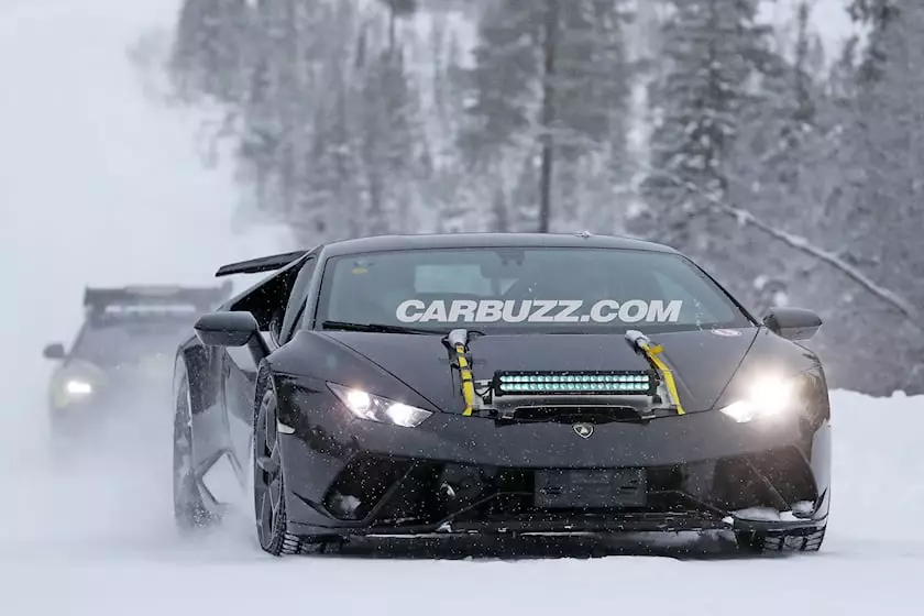 Lamborghini Huracan cusub oo iman doona toddobaadka soo socda 4199_1