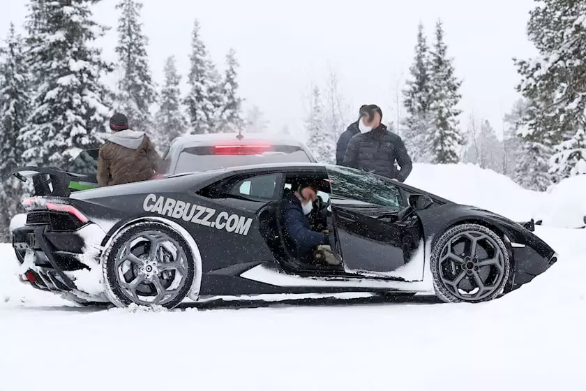 Lamborghini Huracan i ri vjen javën tjetër 4199_3