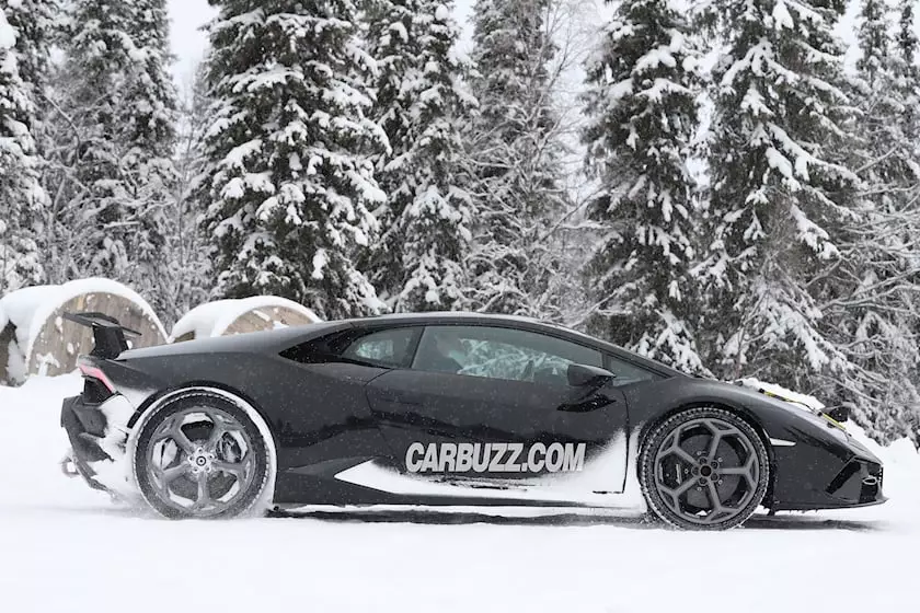 අලුත් Lamborghini Huracan ලබන සතියේ එනවා 4199_4