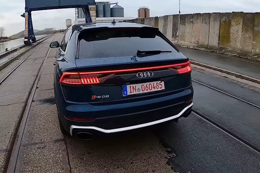 1000 HP'lik Audi RS Q8'in 200 MPH'den Fazla Hitini İzleyin 42048_6