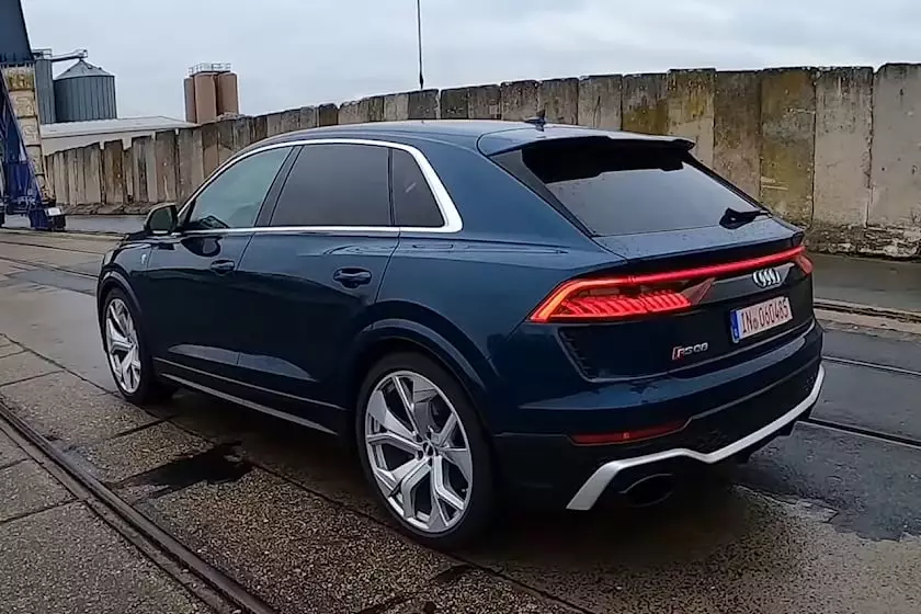 Ara Audi RS Q8 ta' 1,000 HP Laqtet 'il fuq minn 200 MPH 42048_7