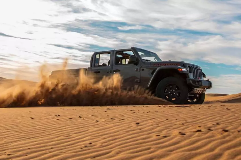 Jeep Gladiator znie zle s novou vylepšenou výfuku 42187_2