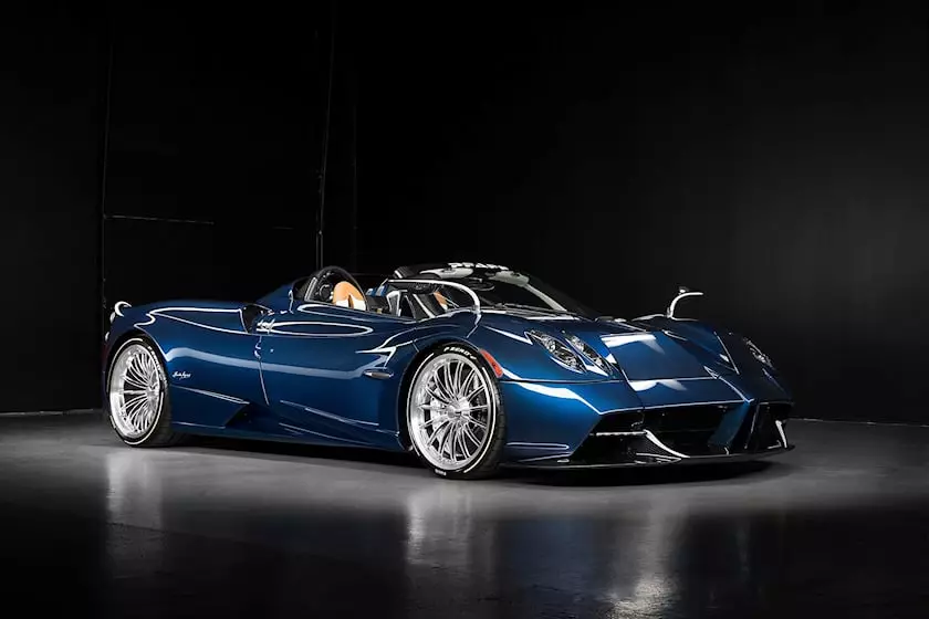 2018-2020 Pagani Huayra Roadster voorhoekaansig