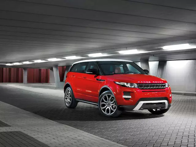 Jelentés: Hot Range Rover Evoque az úton 42373_1